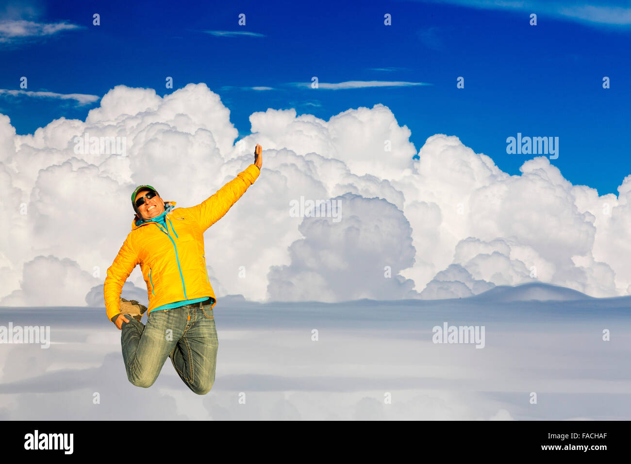 Nimbus cloud hi-res stock photography and images - Alamy