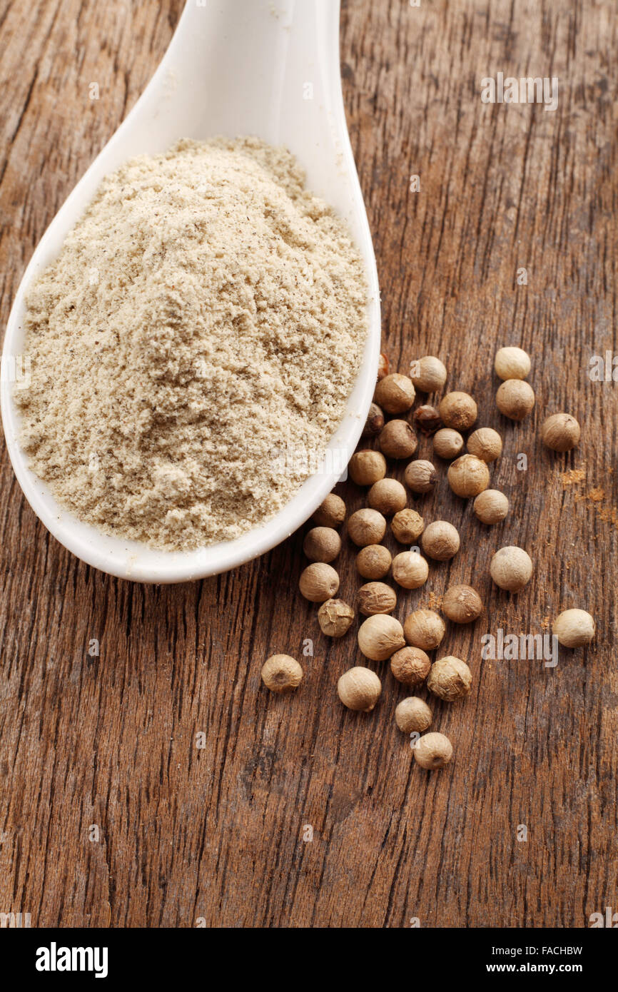 close up of the peppercorn and powder Stock Photo - Alamy