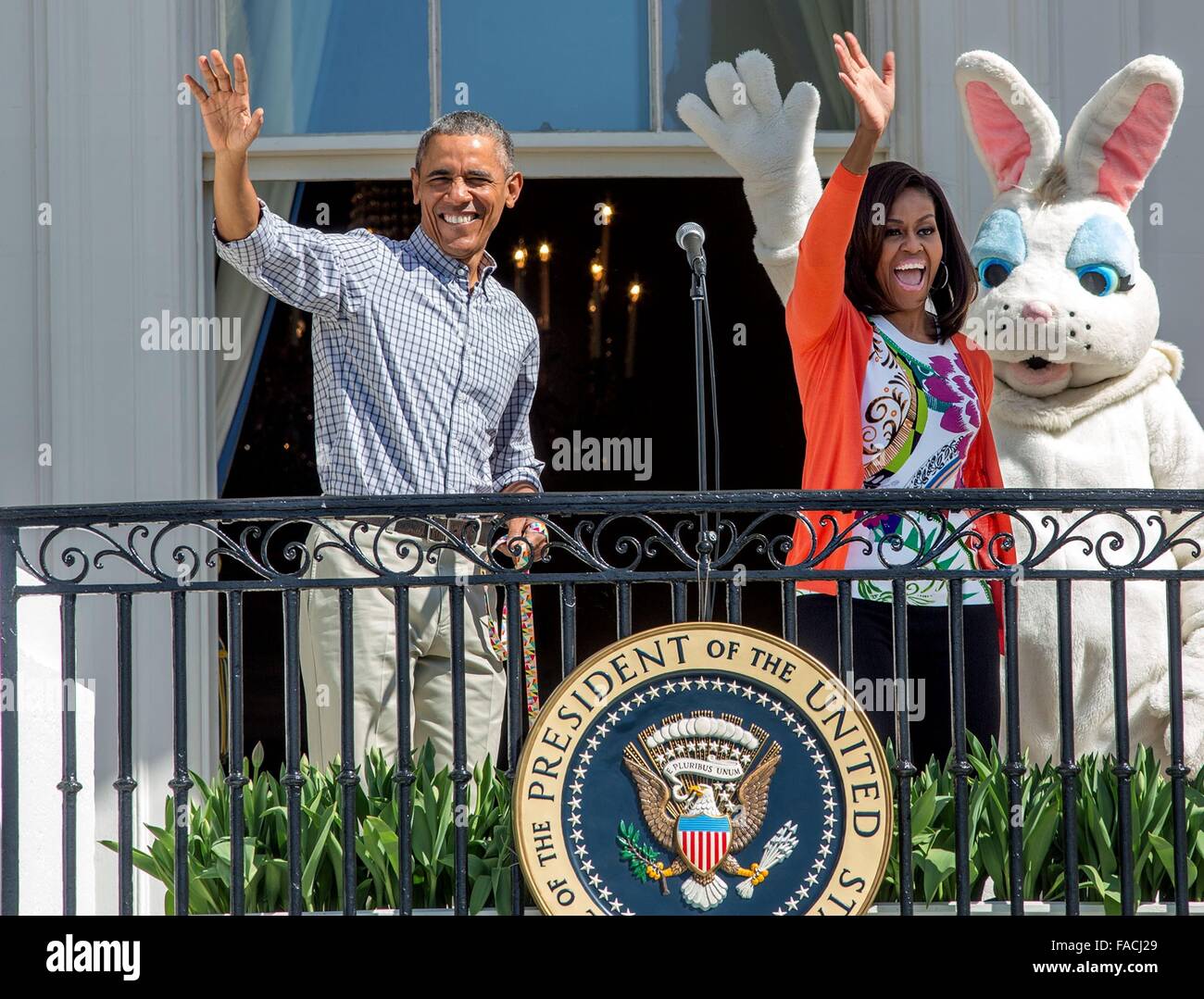 U.S President Barack Obama and First Lady Michelle Obama and the Easter ...