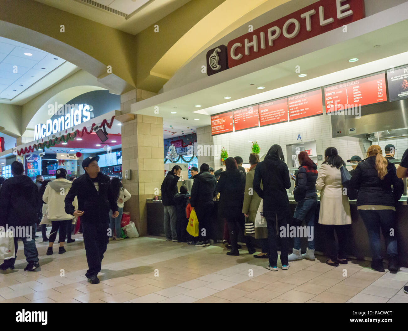 Food court mall hi-res stock photography and images - Alamy