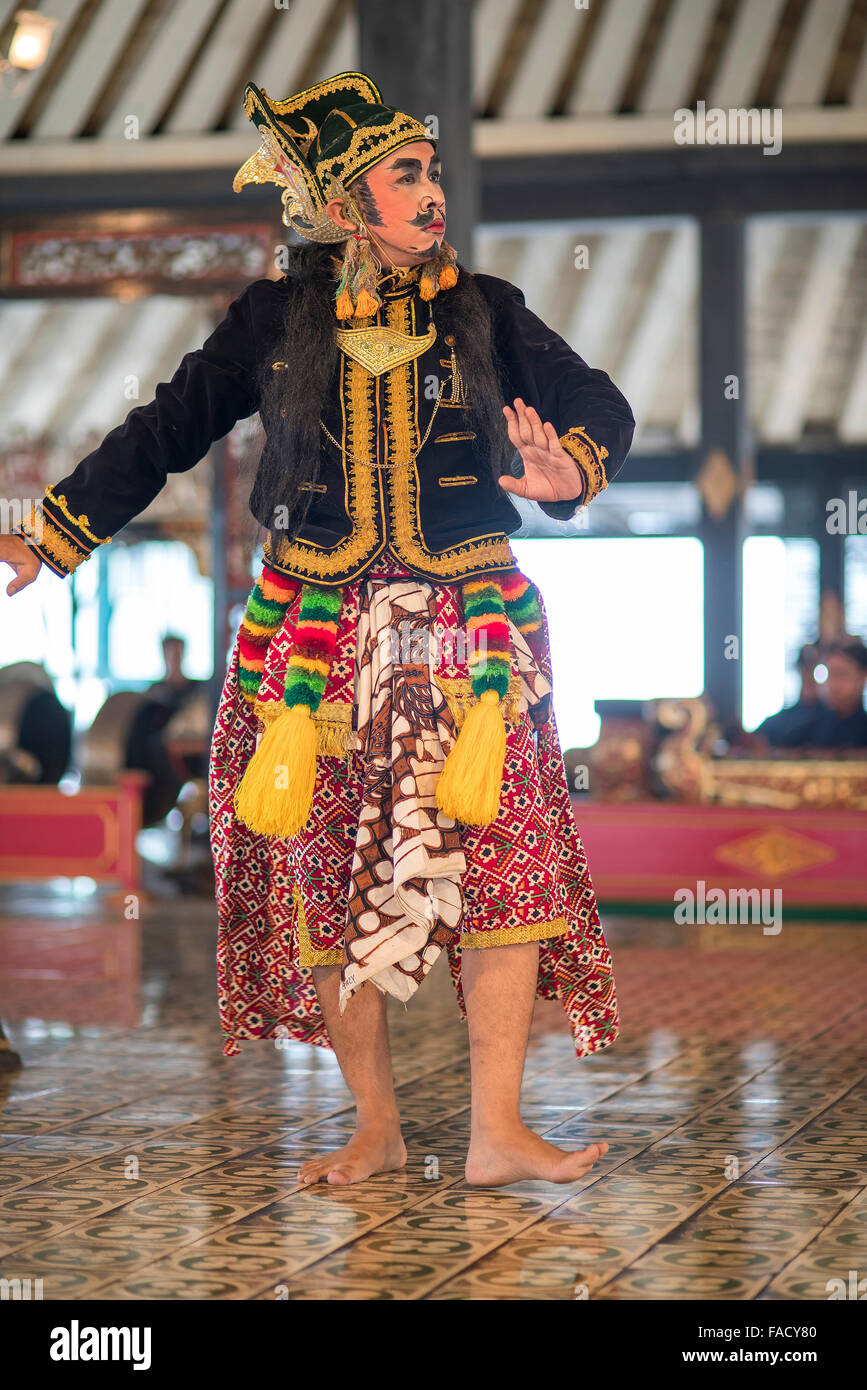 dancer performing a traditional Javanese dance at The Sultan's Palace ...