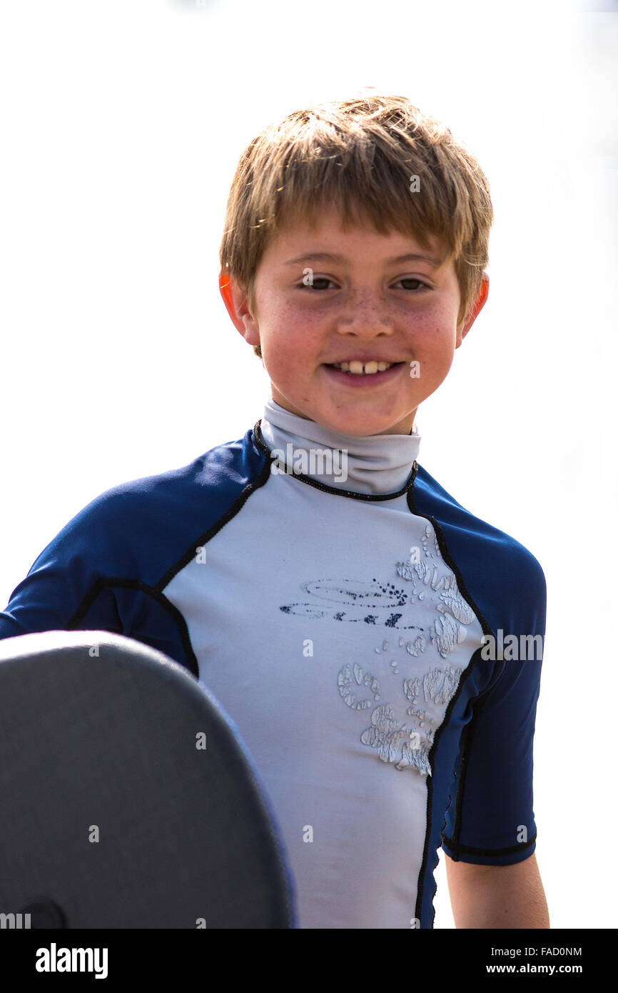 Beautiful young boy at the beach hi-res stock photography and images ...