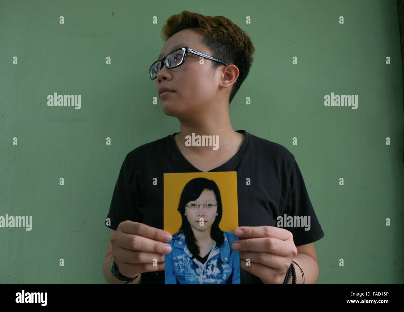Dec. 27, 2015 - Yogyakarta, Java, Indonesia - An transgender posing in ...