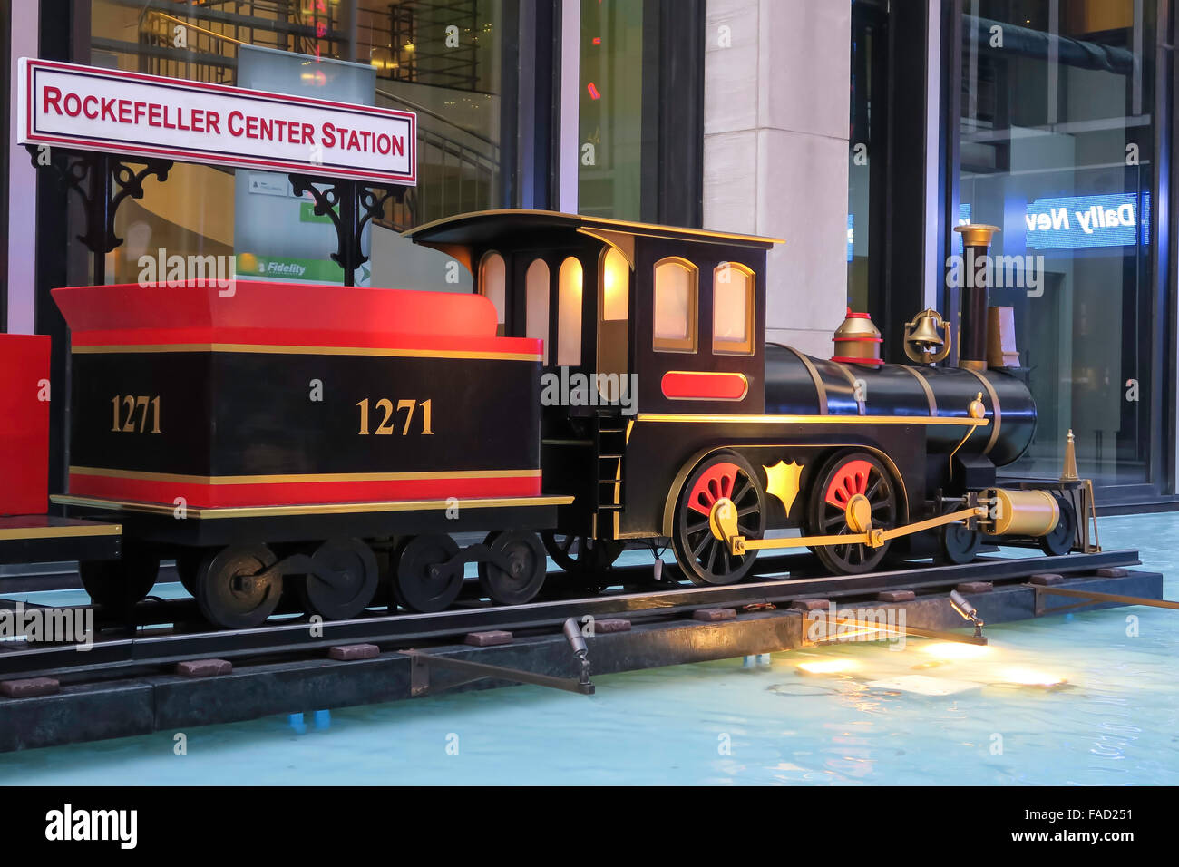 Giant Christmas Train Display, Rockefeller Center, Nw York City Stock ...