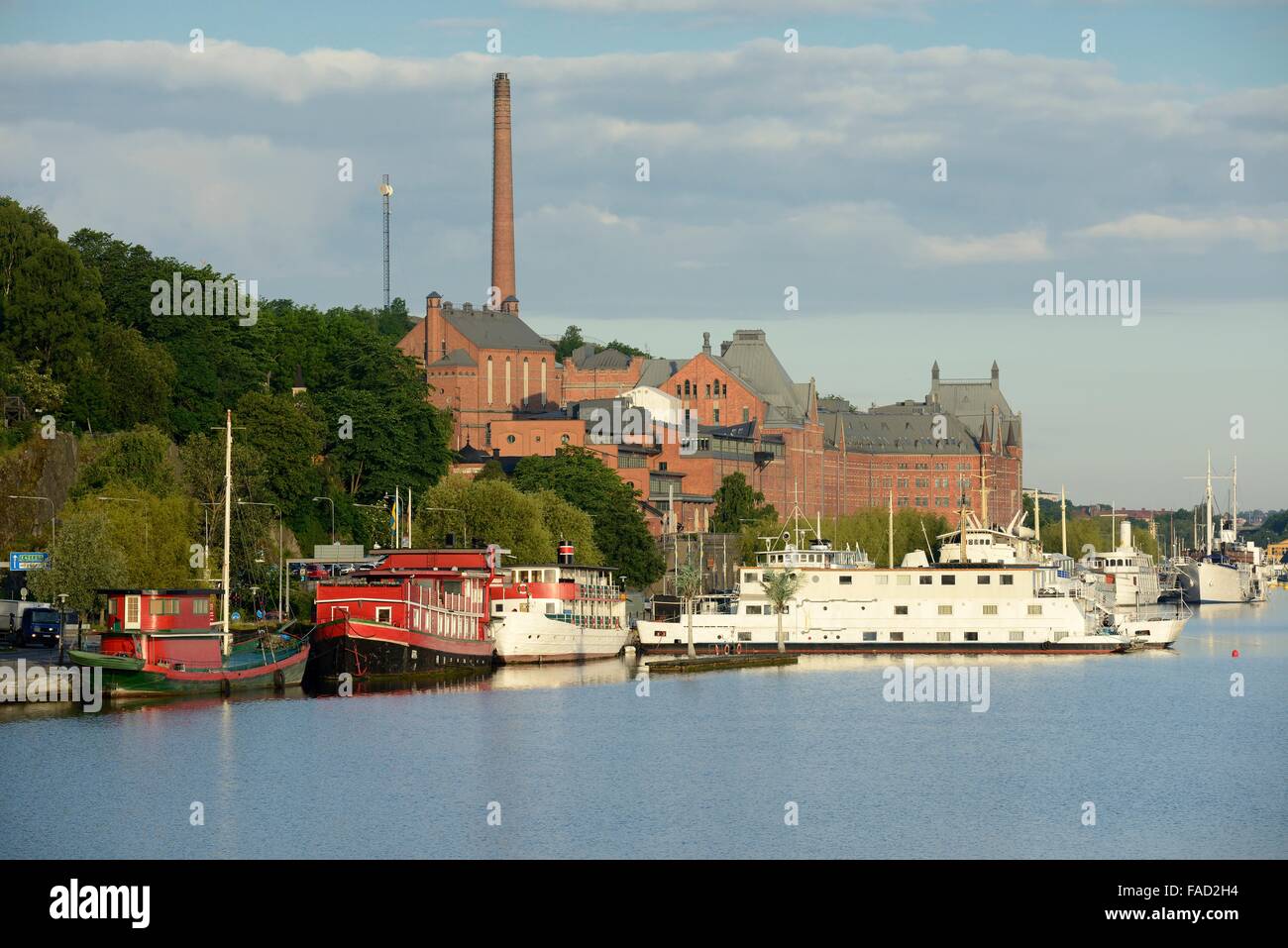 Stockholm embankment with boats Stock Photo - Alamy