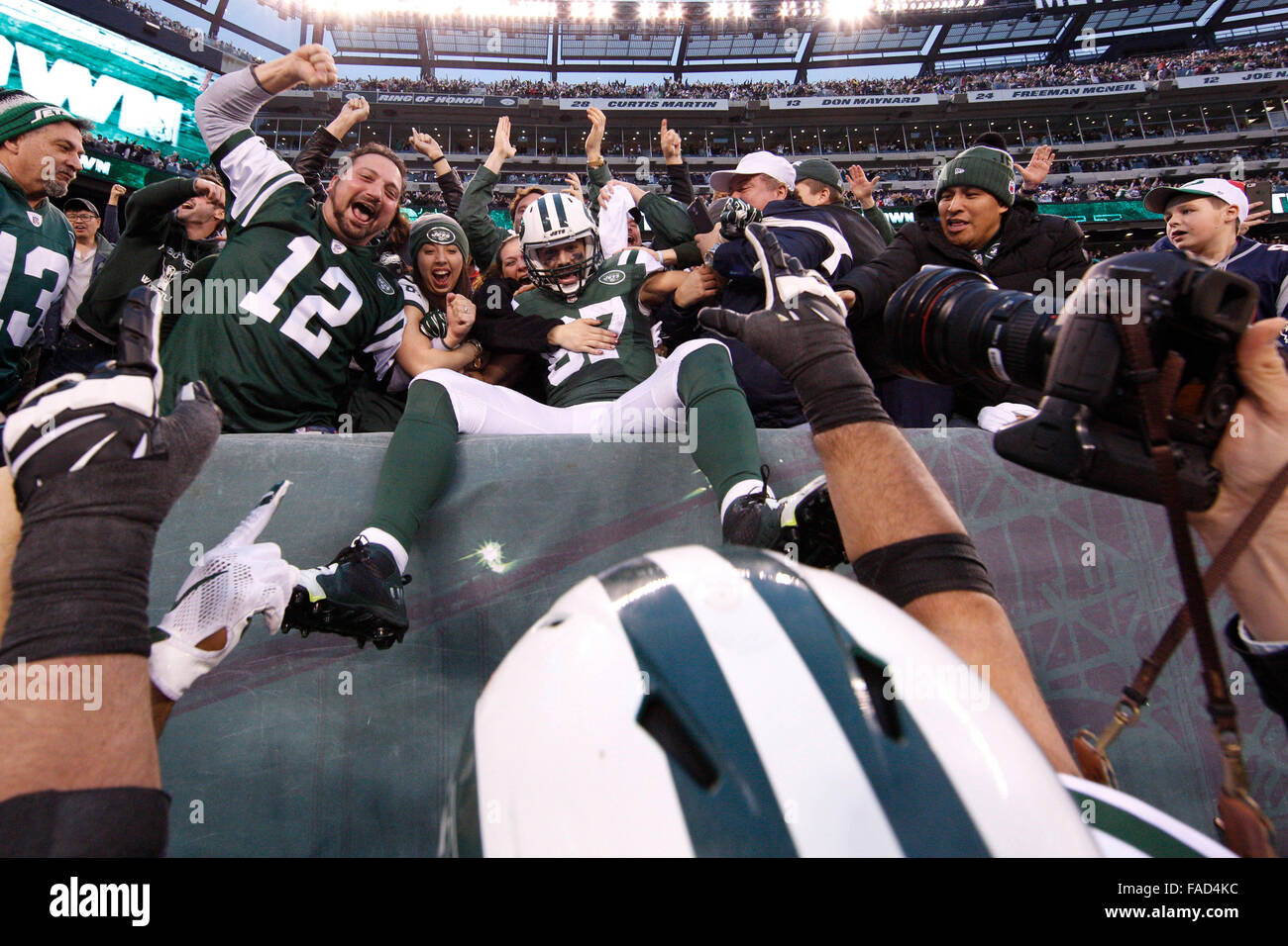 East Rutherford, New Jersey, USA. 27th Dec, 2015. New York Jets wide ...