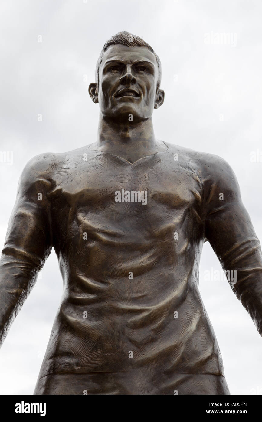 Cr7 ronaldo statue in madeira funchal hi-res stock photography and ...
