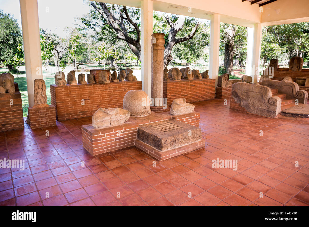 Isurumuni temple anuradhapura sri lanka hi-res stock photography and ...