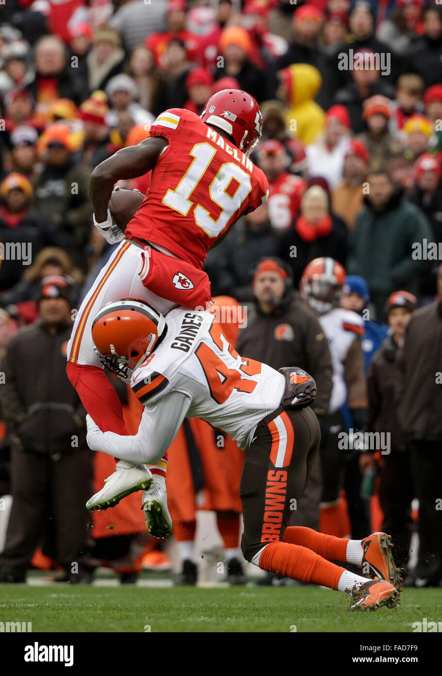 December 27, 2015: Kansas City Chiefs wide receiver Jeremy Maclin (19 ...