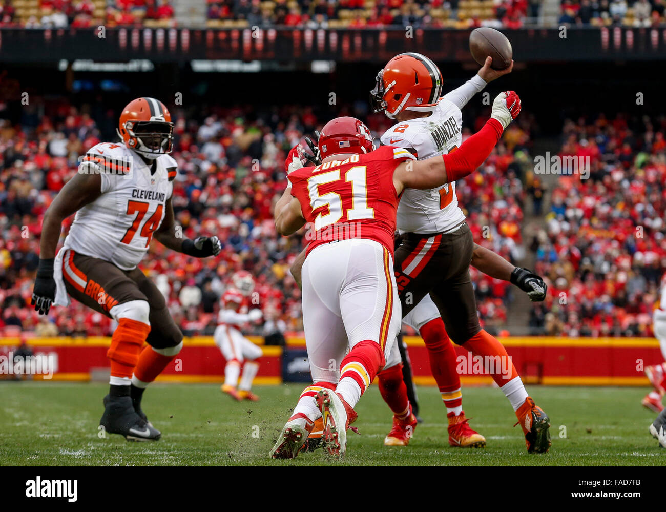 December 27, 2015: Kansas City Chiefs outside linebacker Frank Zombo ...
