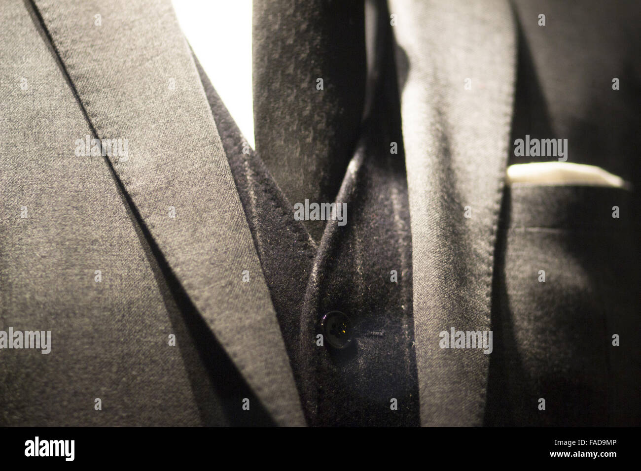 Shop dummy fashion mannequin in department store boutique window ...