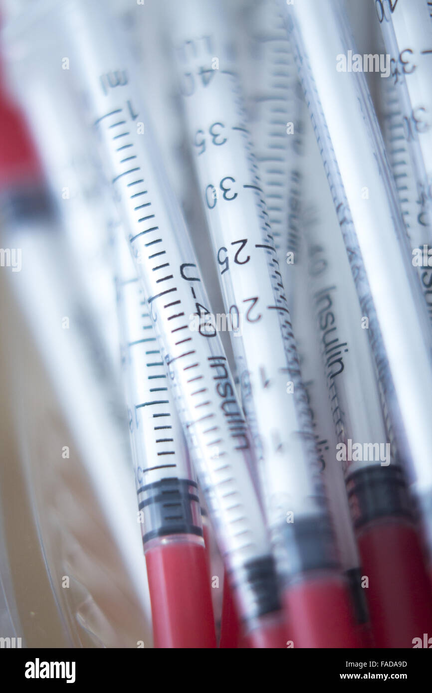 Phials of pharmaceutical insulin medication U-40 syringe photo Stock ...