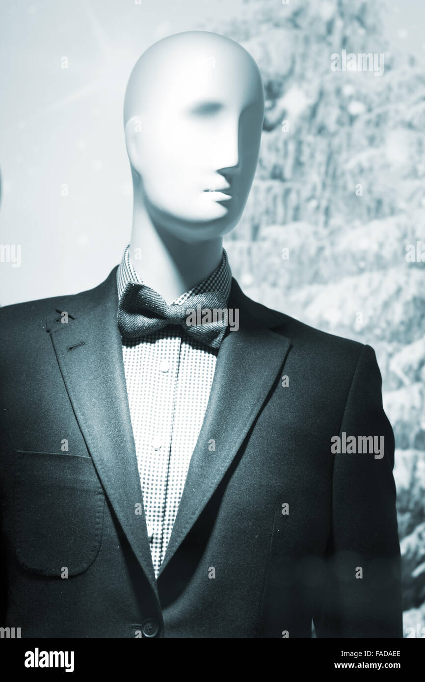Shop dummy fashion mannequin in department store boutique window ...