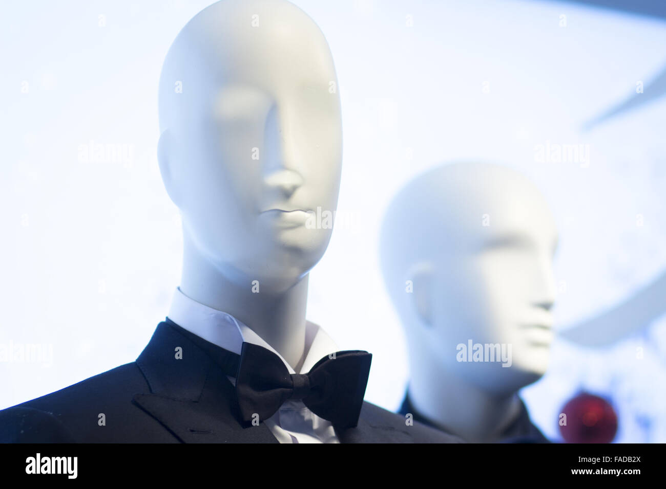 Shop dummy fashion mannequin in department store boutique window ...