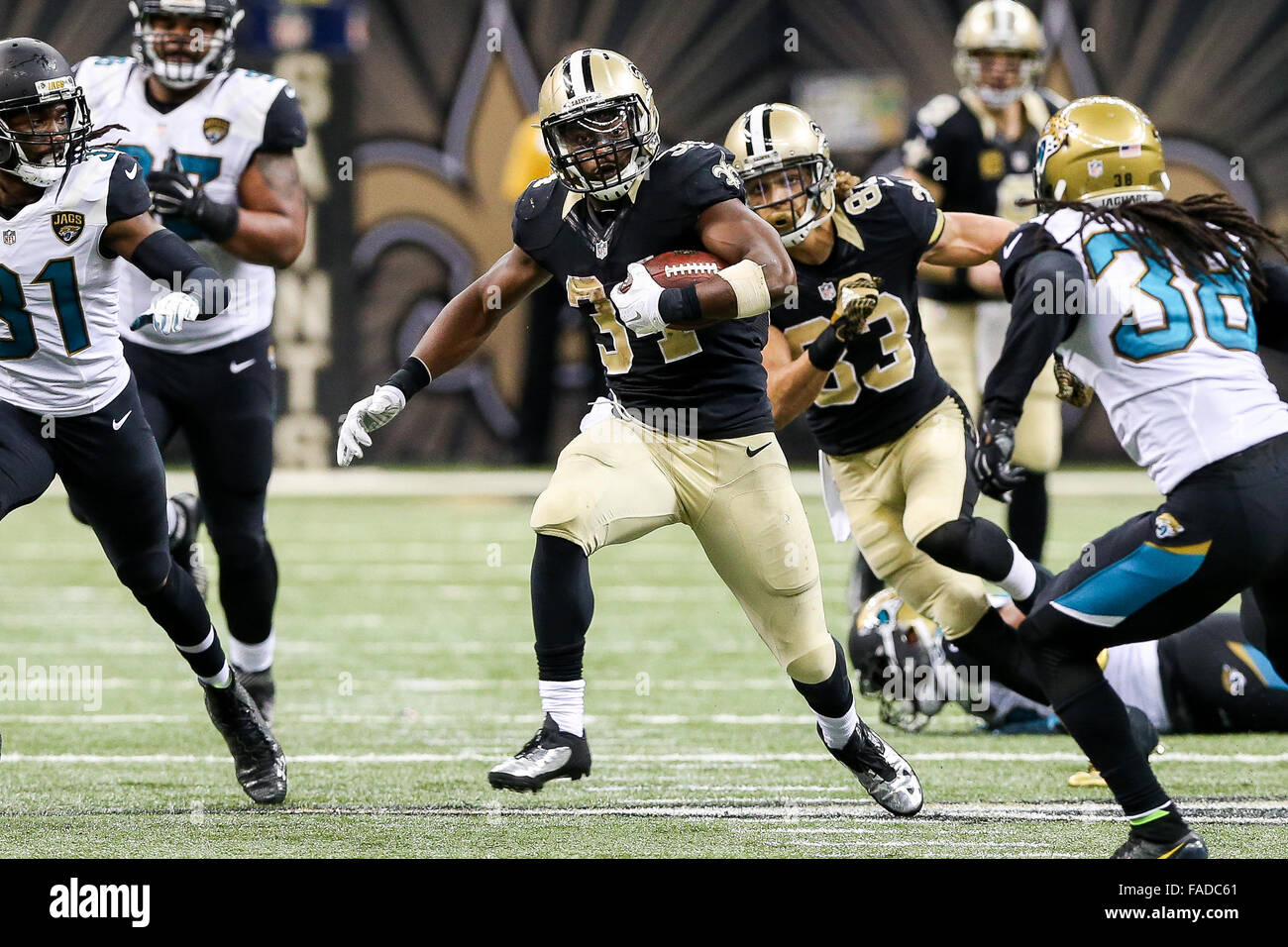 New Orleans, USA. 27th Dec, 2015. New Orleans Saints running back Tim ...