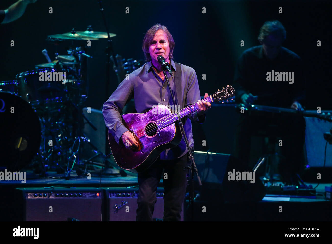 Jackson browne singer hi-res stock photography and images - Alamy