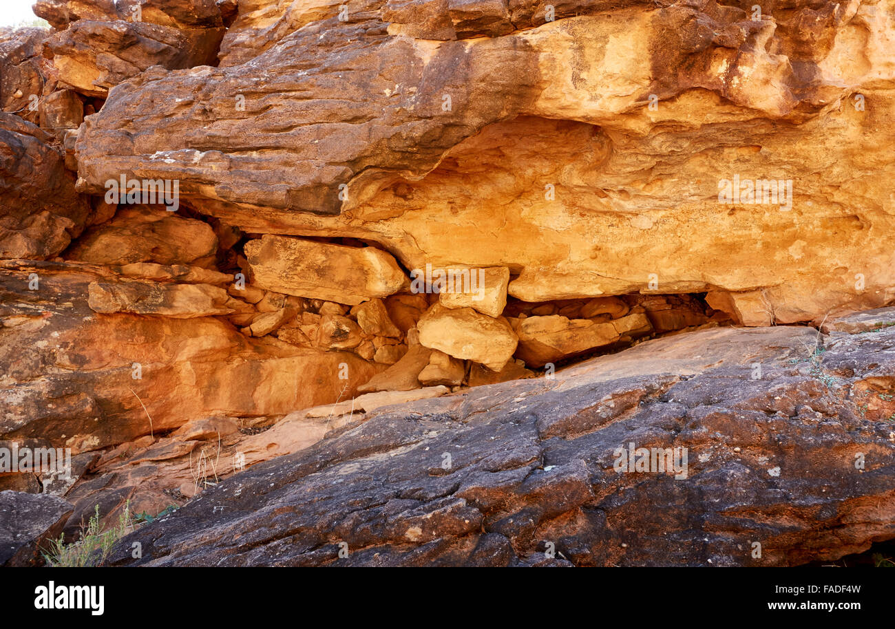 Homestead Gorge, Mutawinji, rock face glows from reflected light from a ...
