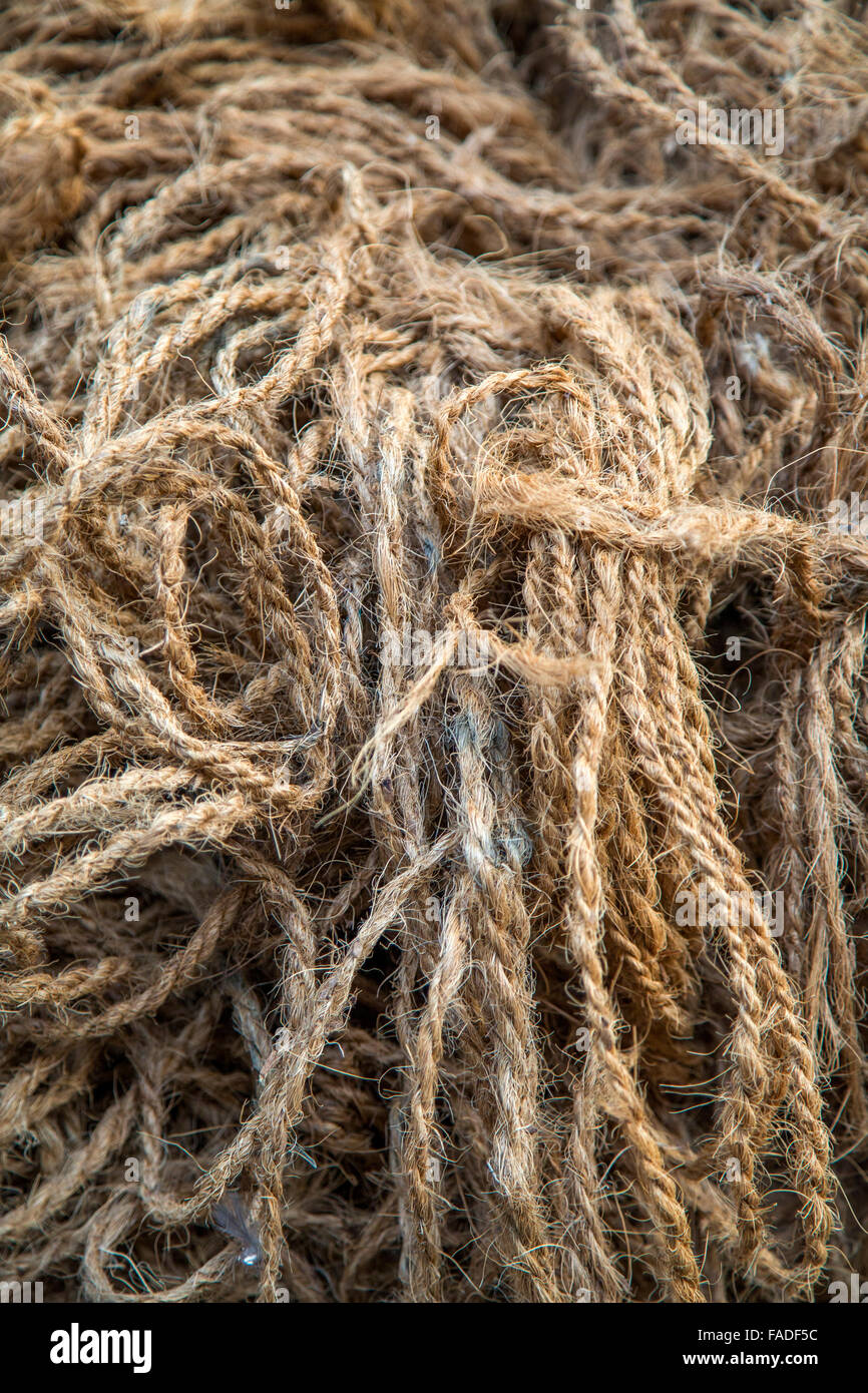 Rope lashing hi-res stock photography and images - Alamy