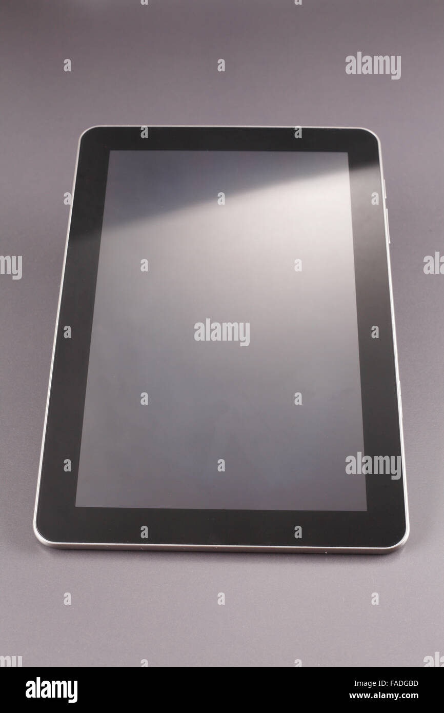 Empty tablet screen hi-res stock photography and images - Alamy