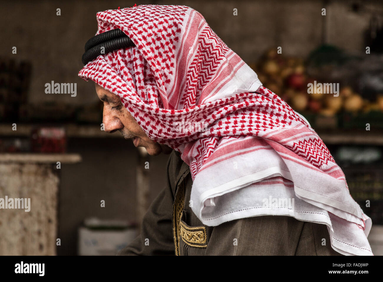 Arabic kufiyyah hi-res stock photography and images - Alamy