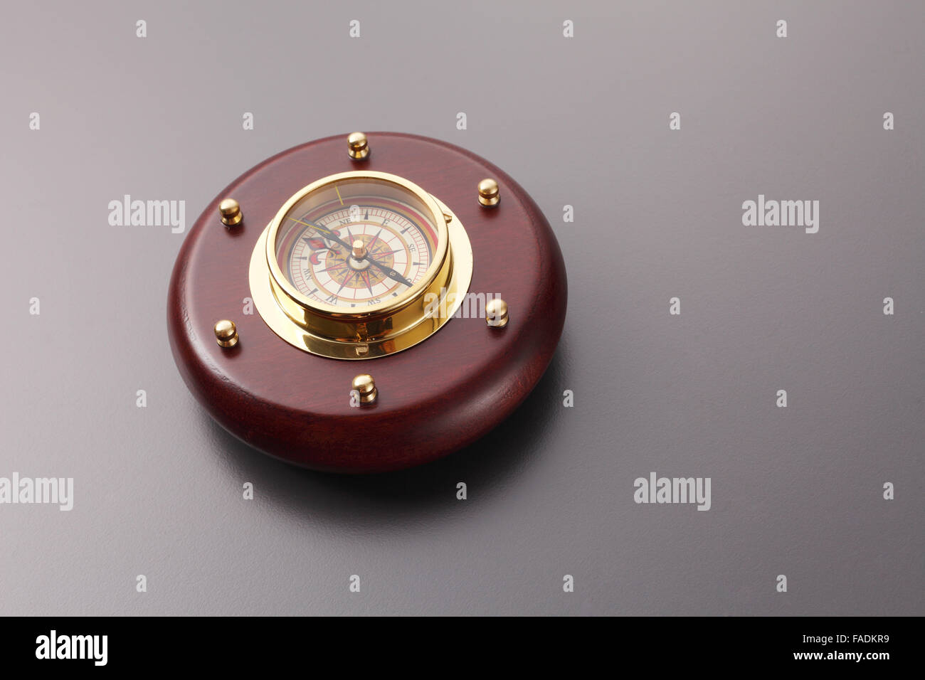 Gold color compass hi-res stock photography and images - Alamy