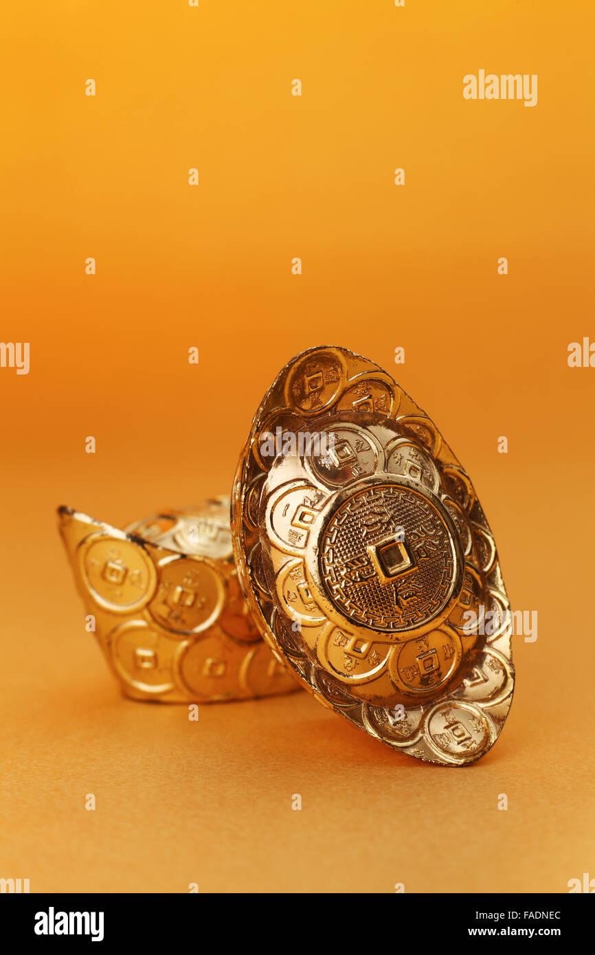 Gold ingot hi-res stock photography and images - Alamy