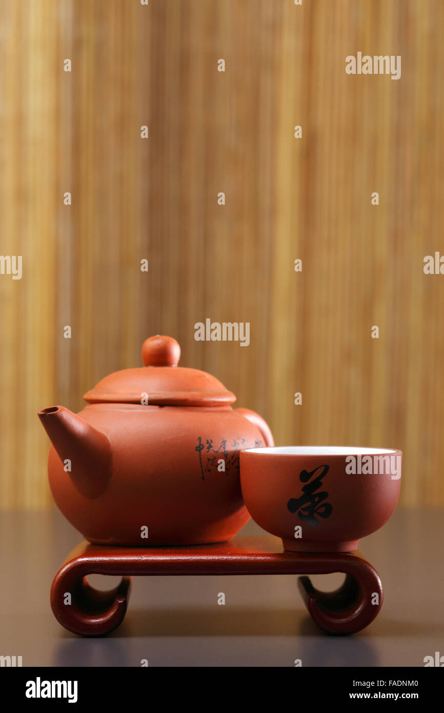 Close up of Traditional Chinese teapot Stock Photo - Alamy