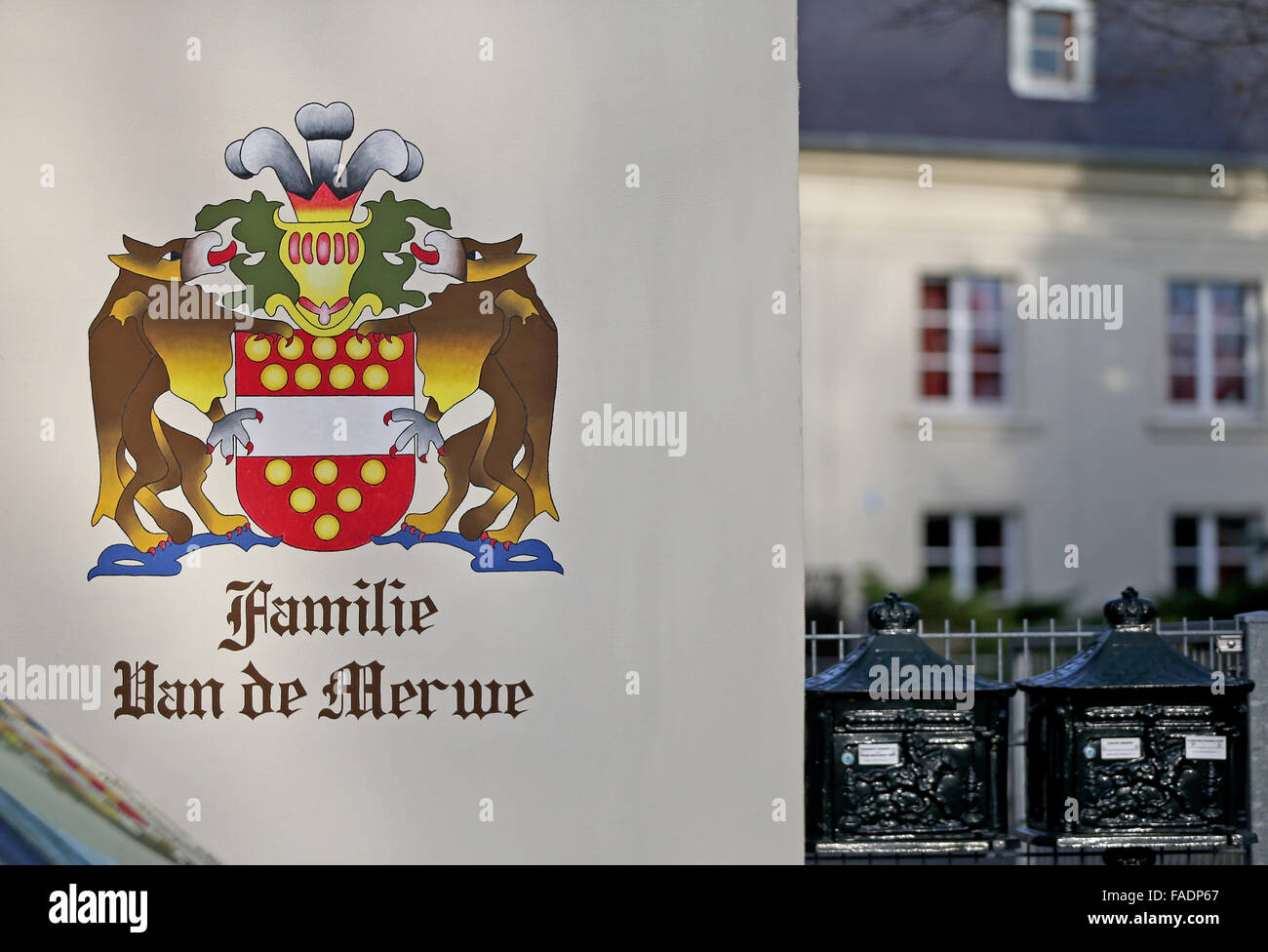 Biendorf, Germany. 8th Dec, 2015. The crest of the van de Merwe family ...