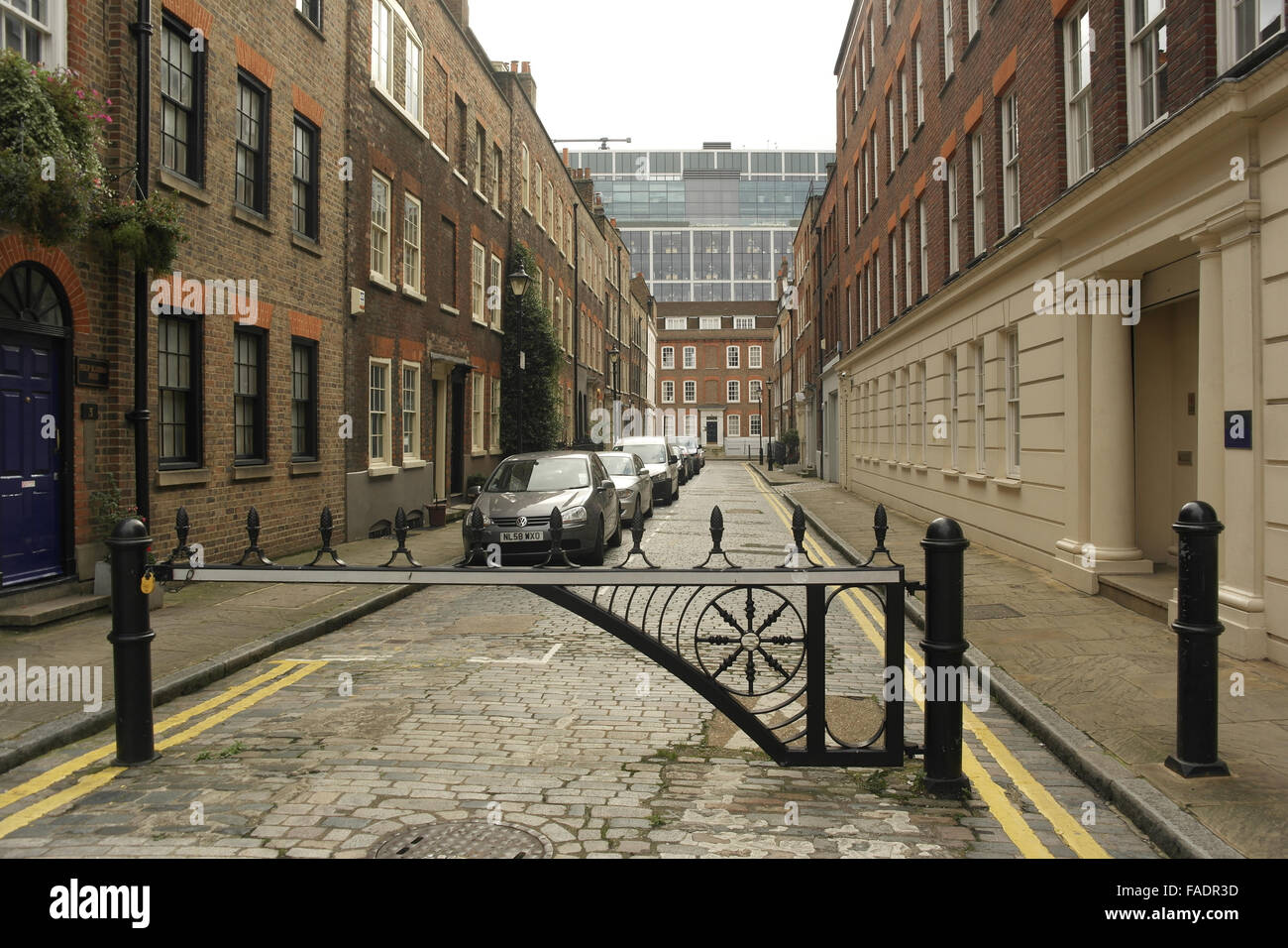 Grey sky view Georgian Terraces above Elder Street, from Fleur de Lis ...