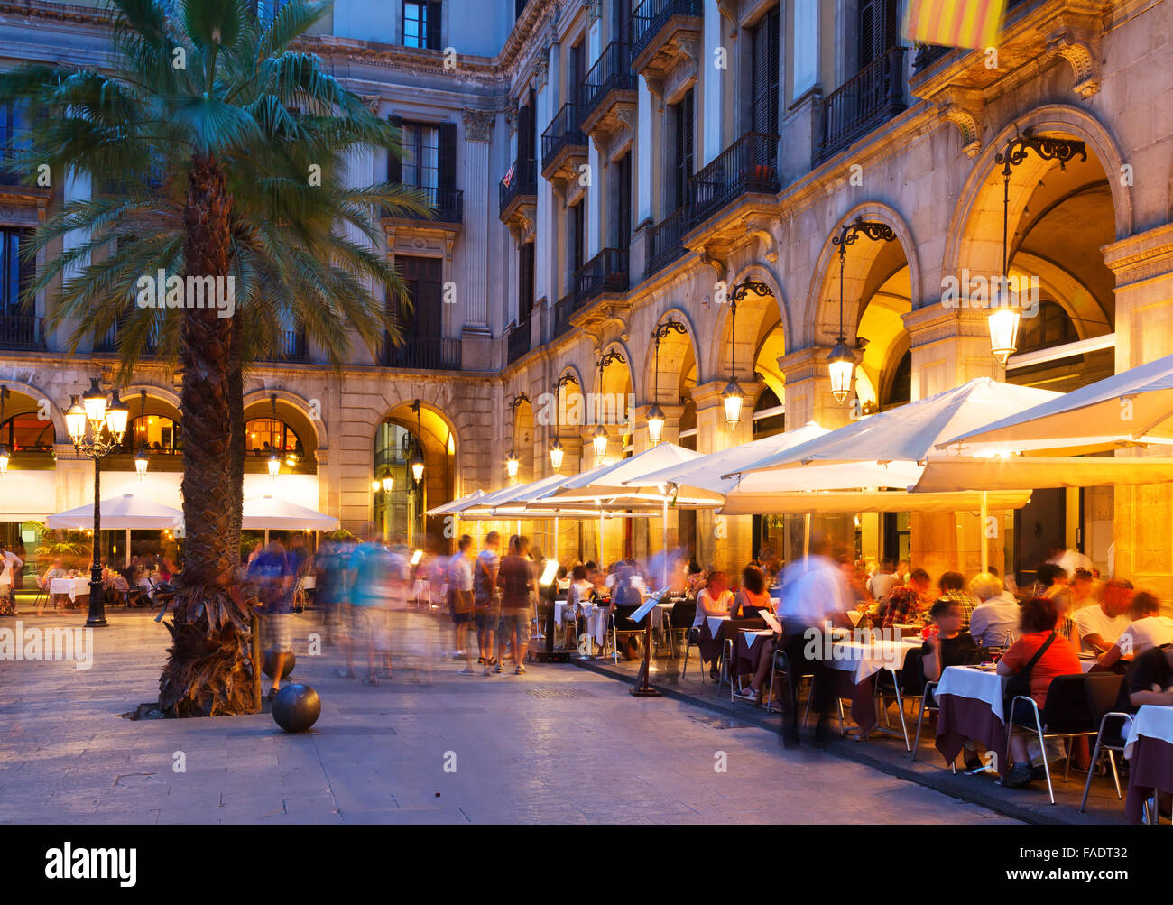 Night view of placa reial in barcelona hi-res stock photography and ...