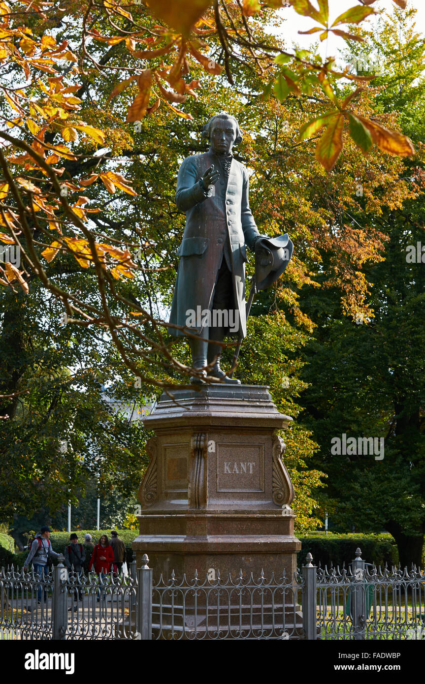 Immanuel kant statue hi-res stock photography and images - Alamy