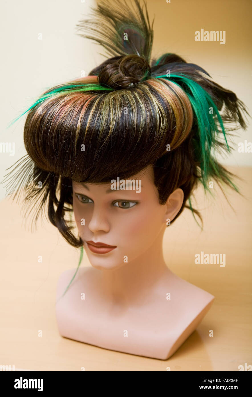 The dummy in beauty salon Stock Photo - Alamy