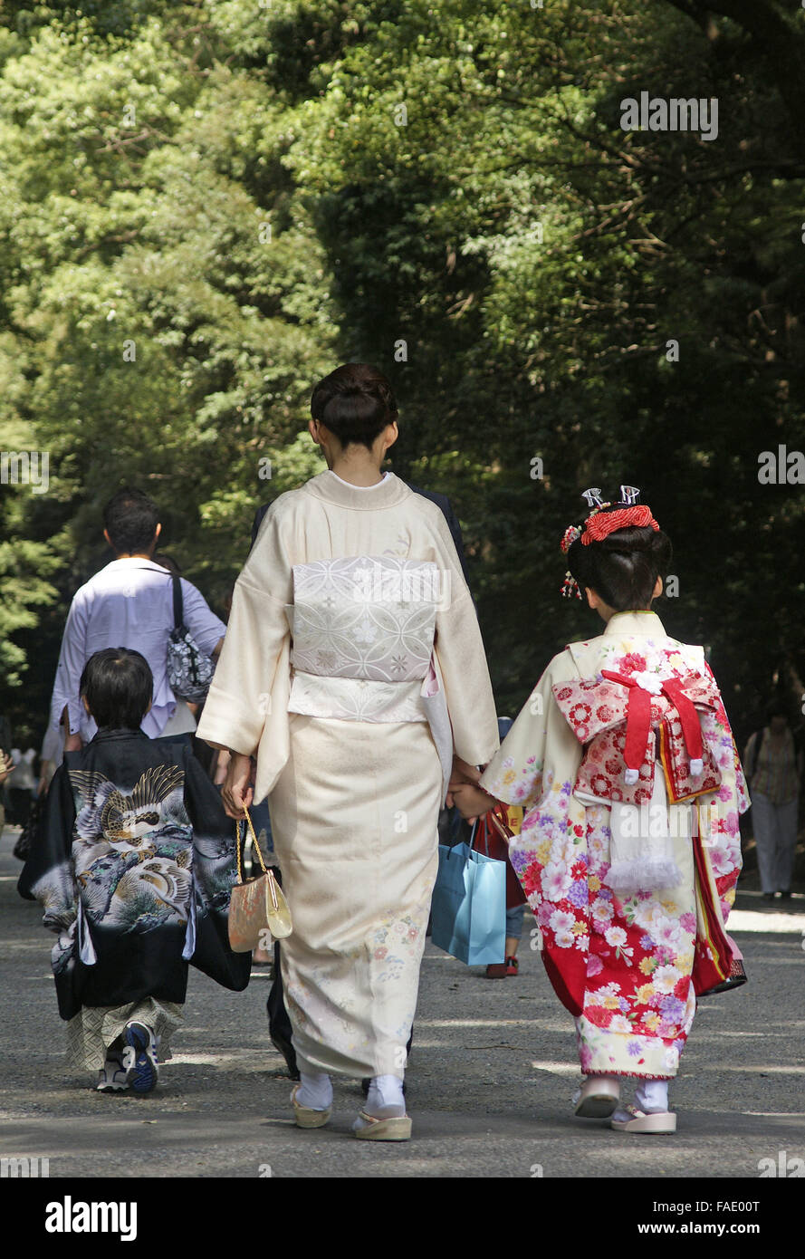 Shichi go san hi-res stock photography and images - Alamy