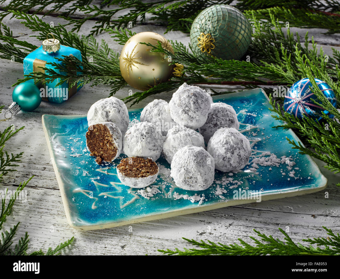 Rum balls hi-res stock photography and images - Alamy