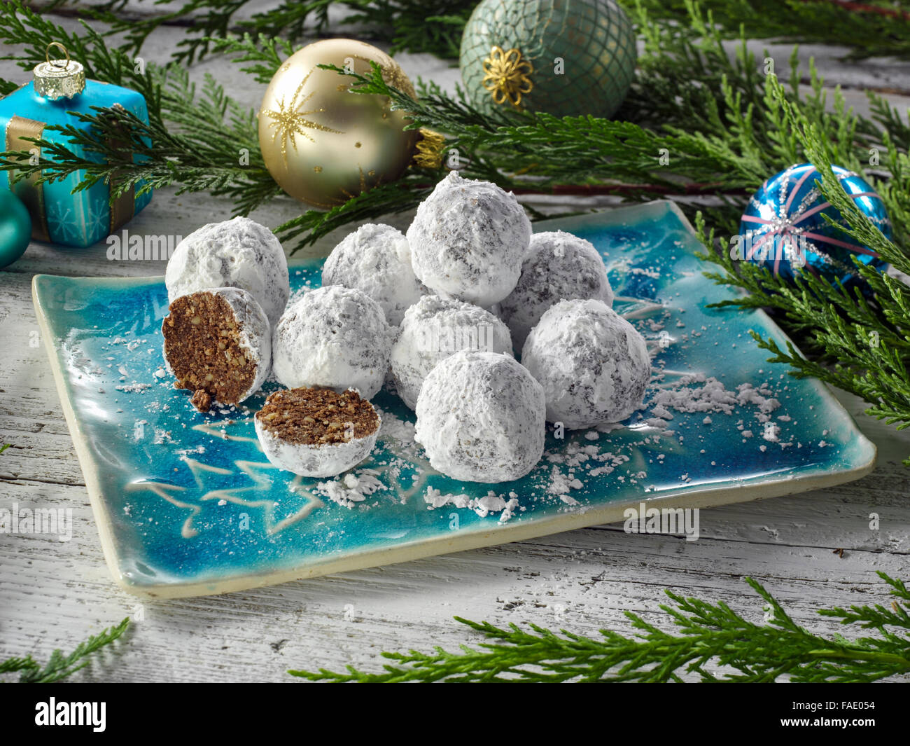 Rum balls hi-res stock photography and images - Alamy