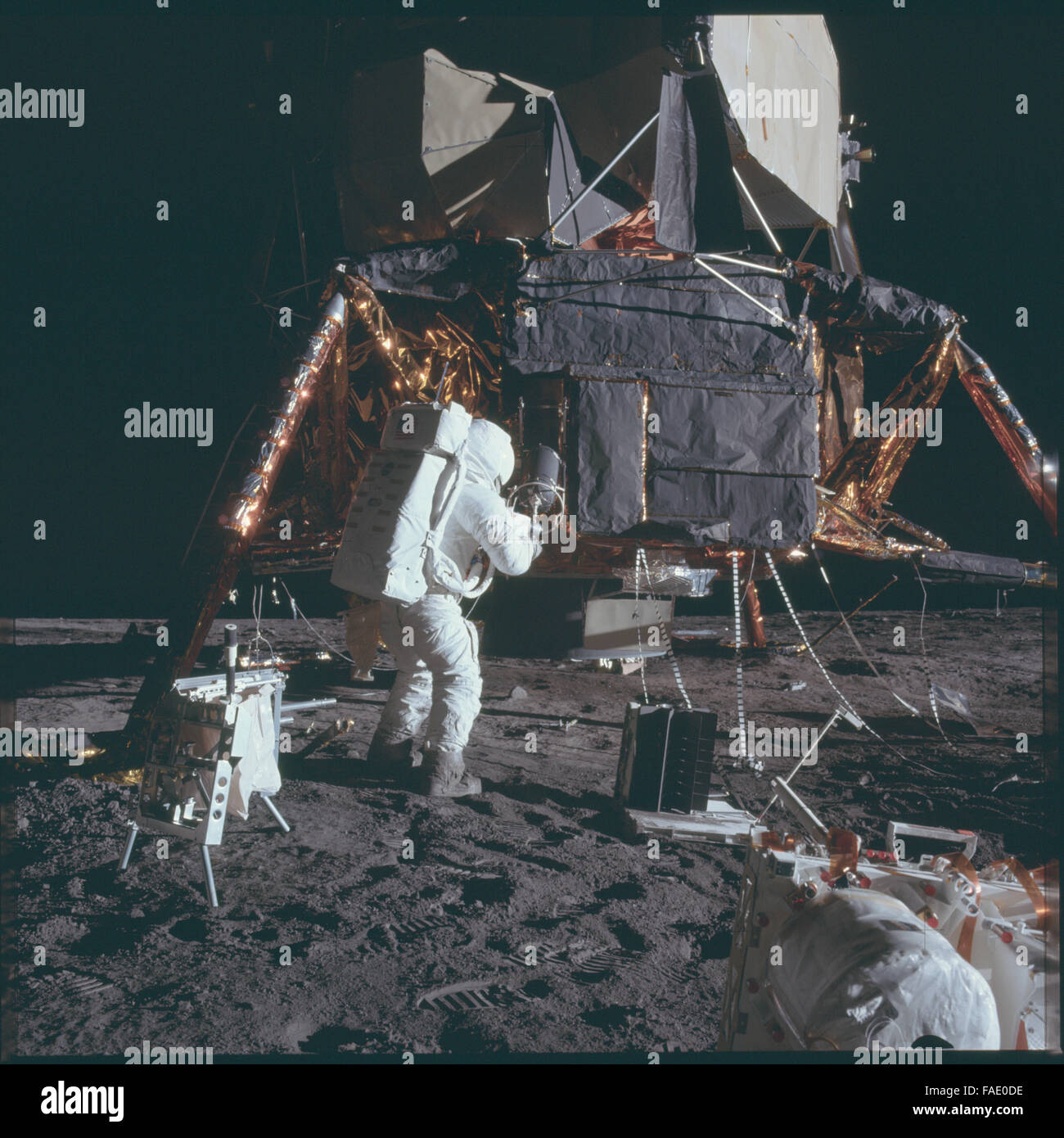 The Apollo 12 archive includes the complete set of unedited photos from ...