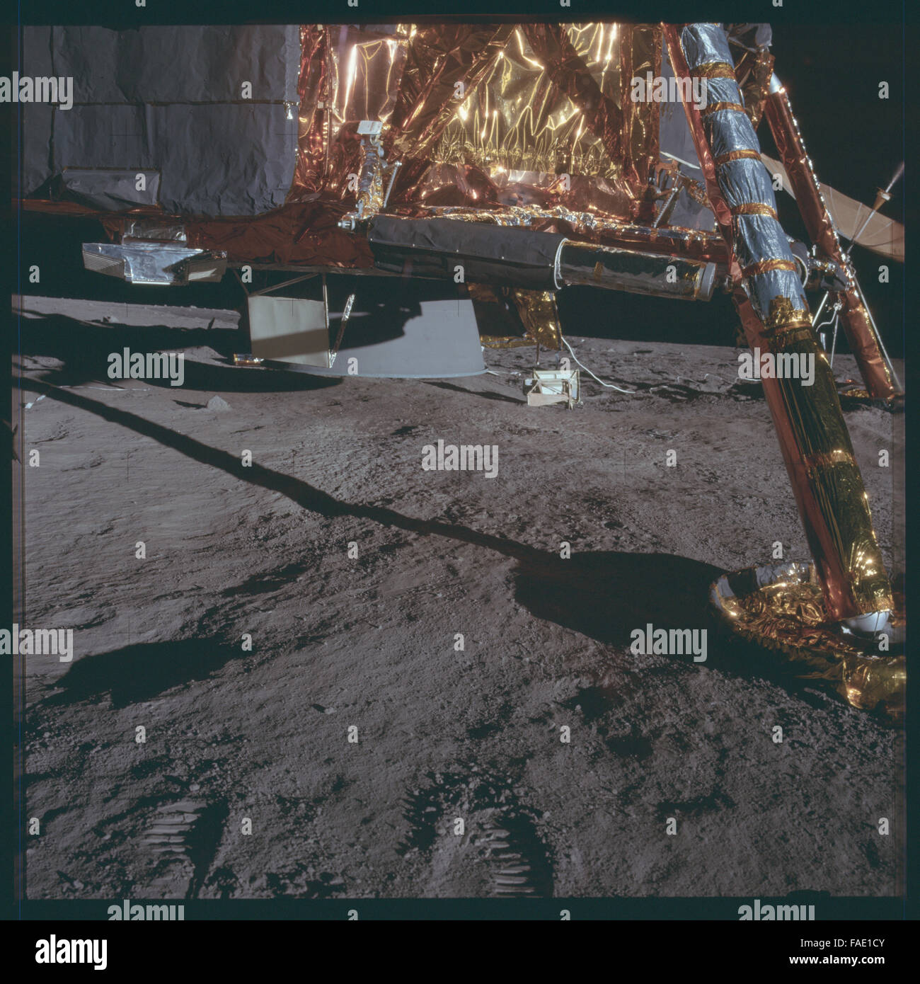 The complete unedited collection of images from Apollo 12 captures key ...