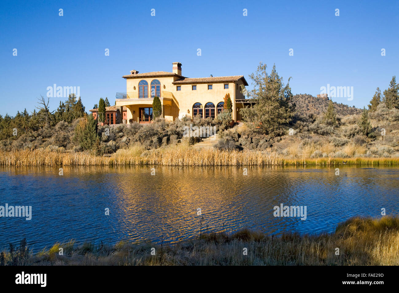 A lovely tuscan style home in Ranch at the Canyons, Oregon Stock Photo ...