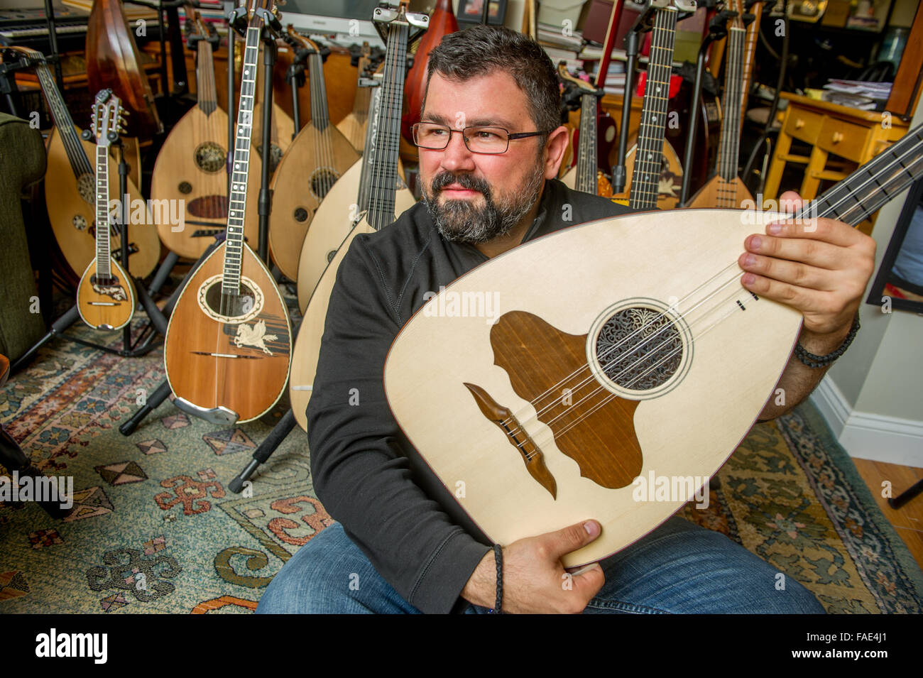 Man playing Greek Lute Stock Photo - Alamy