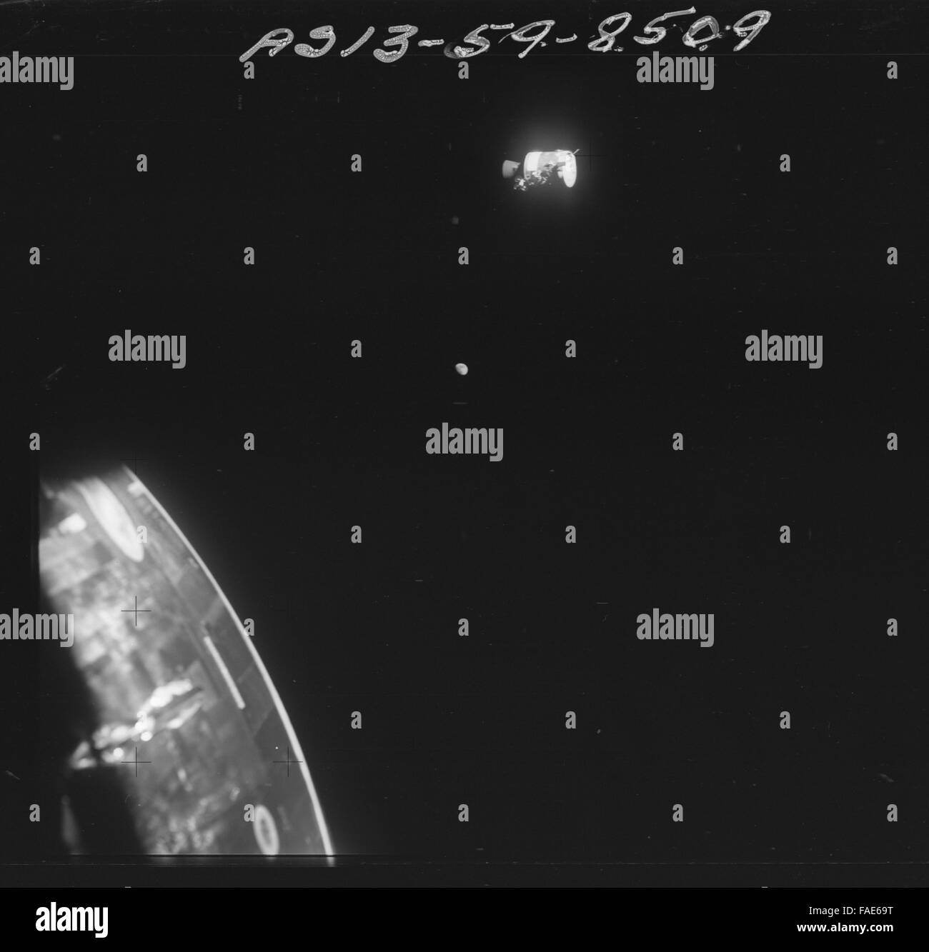 Apollo 13 untouched photographic archive, this is the complete unedited ...