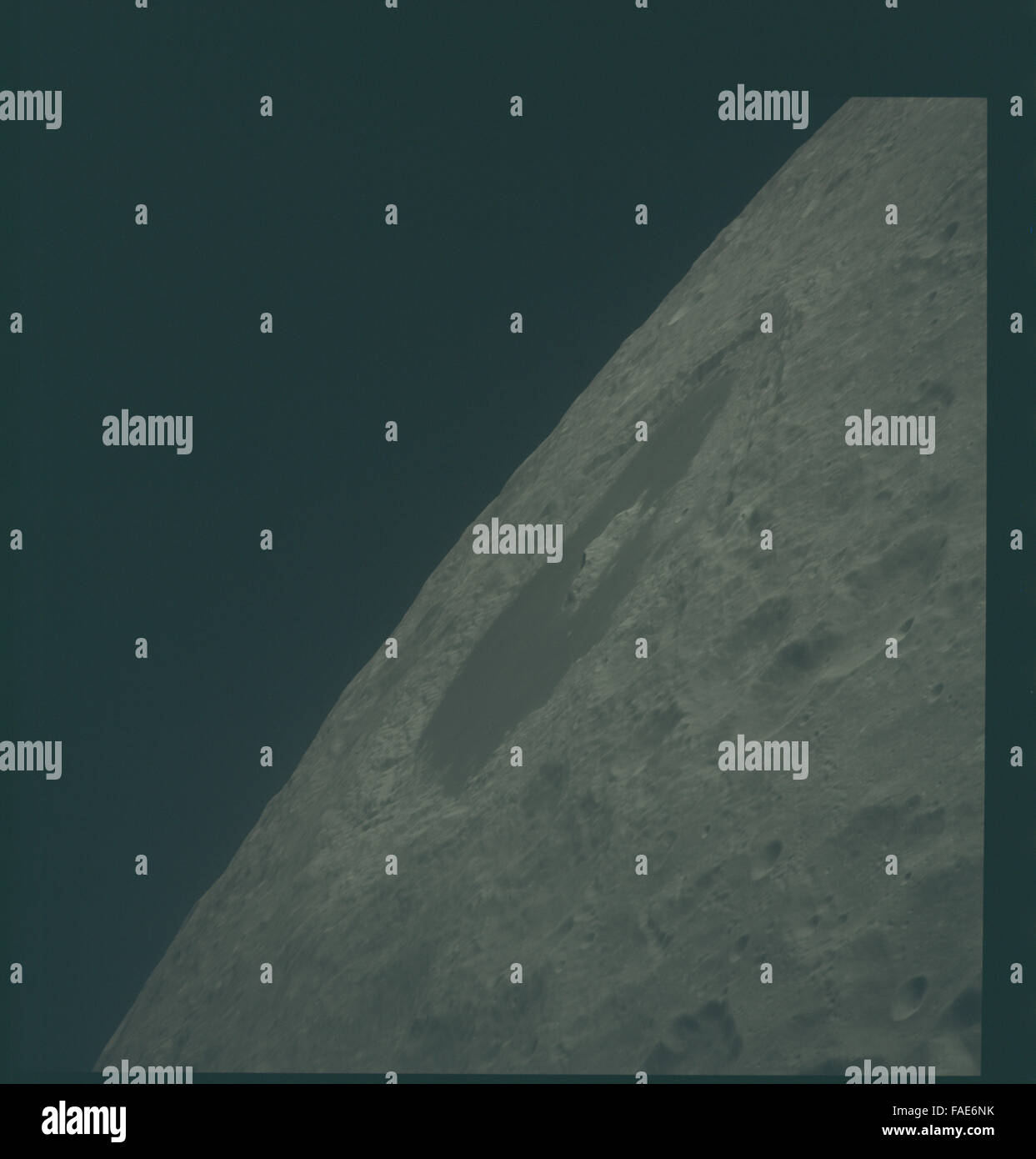 Apollo 13 untouched photographic archive, this is the complete unedited ...