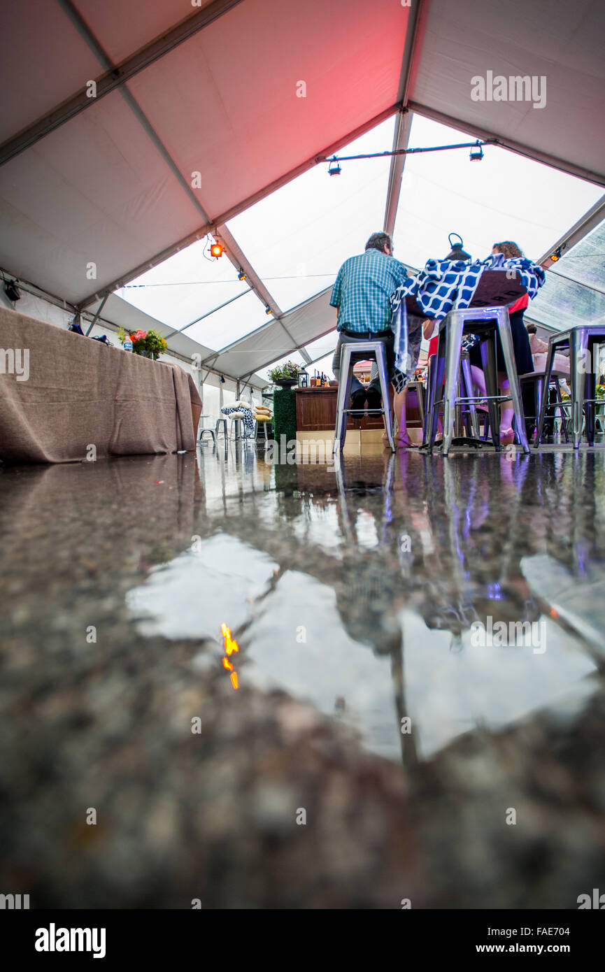 Large event tent hi-res stock photography and images - Alamy