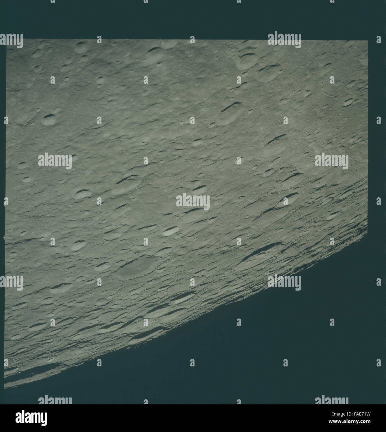 Apollo 13 untouched photographic archive, this is the complete unedited ...