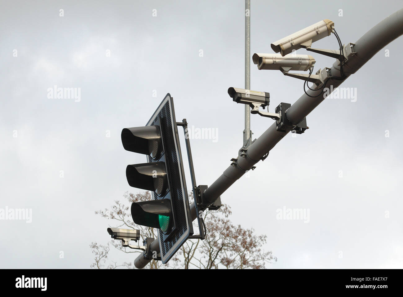 Traffic lights post with cameras (ITS Stock Photo - Alamy