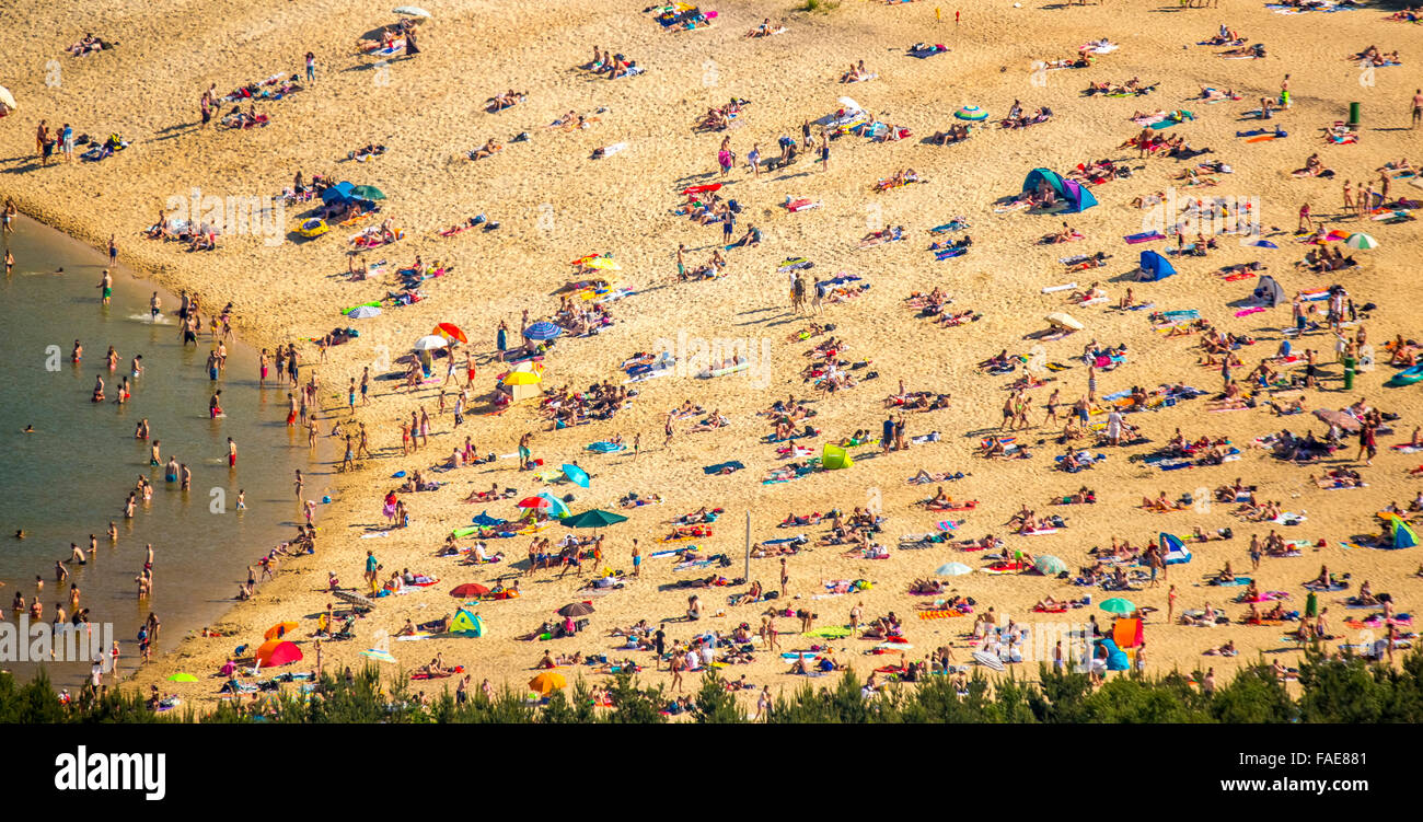 Quartz sand extraction by the quartz movements hi-res stock photography ...