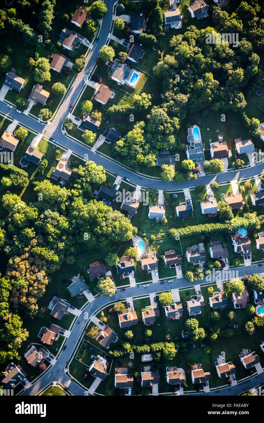 Suburban roof hi-res stock photography and images - Alamy
