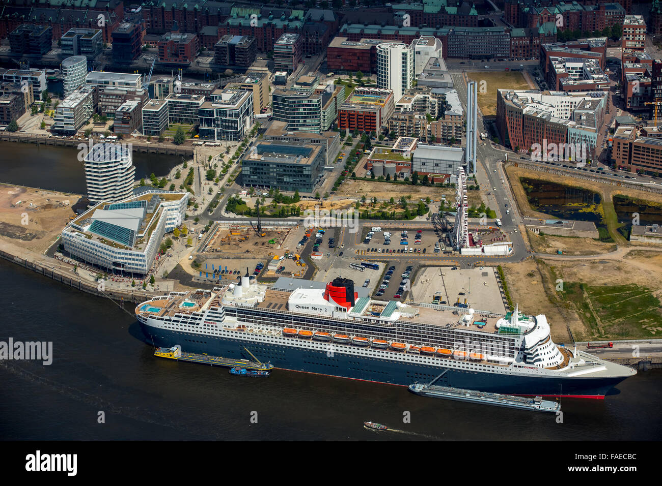 Aerial view, cruise terminal, Unilever House, cruise ship, Queen Mary 2 ...