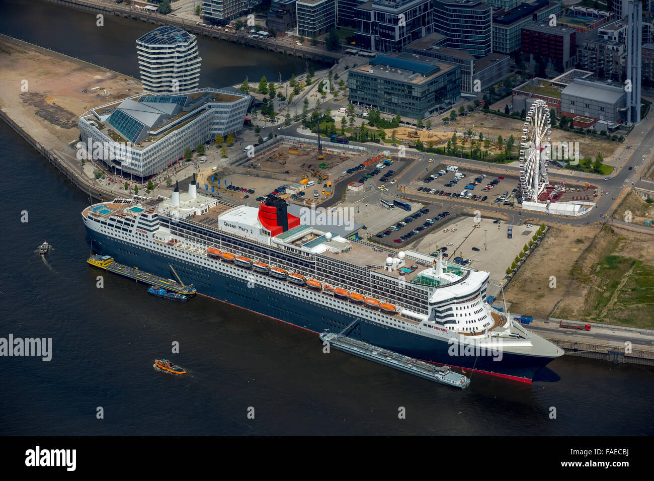 Aerial view, cruise terminal, Unilever House Cruise ship Queen Mary 2 ...