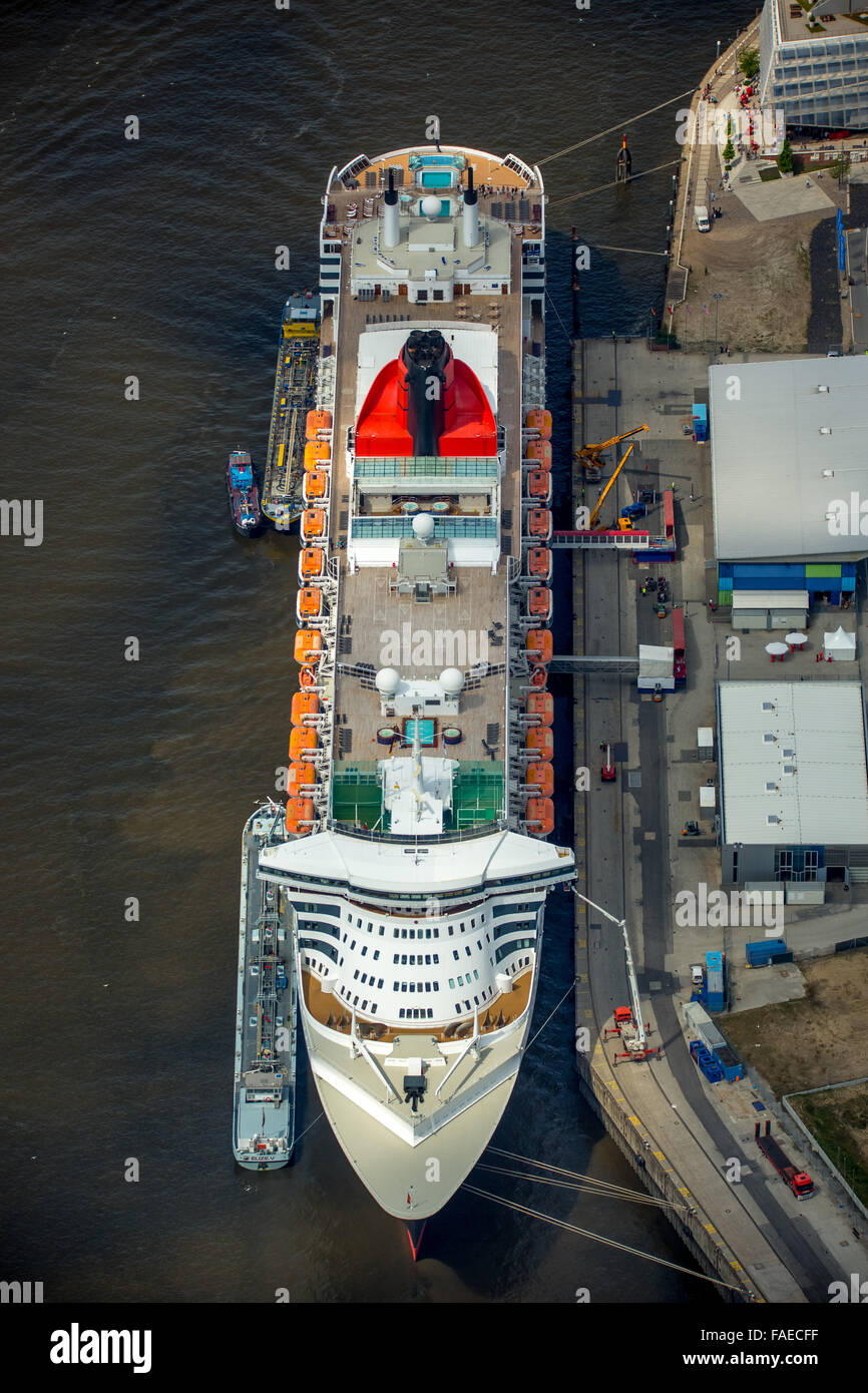 Aerial view, cruise terminal, Unilever House Cruise ship Queen Mary 2 ...