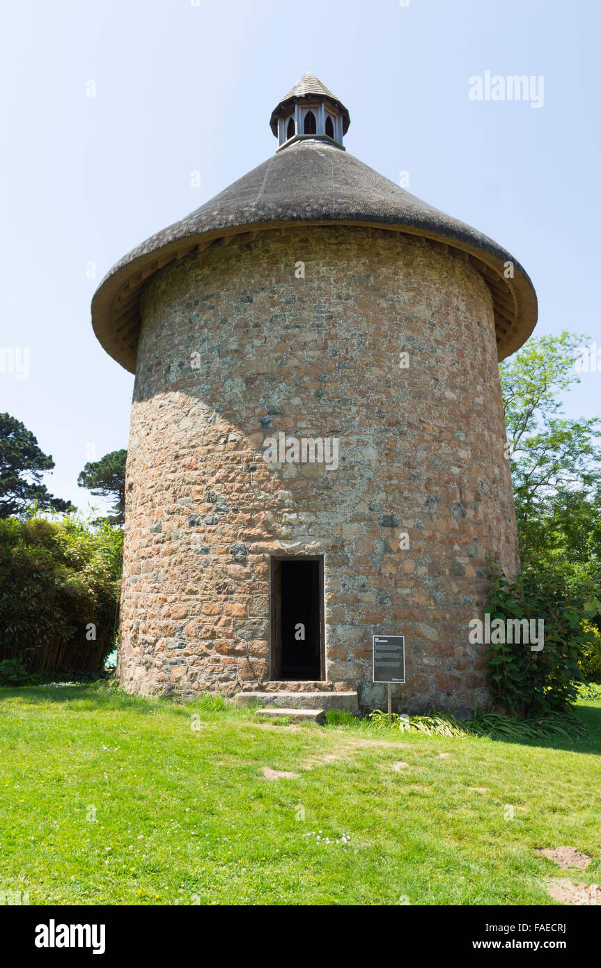 Channel Islands, Jersey - Samarès Manor botanical gardens. Dovecote ...